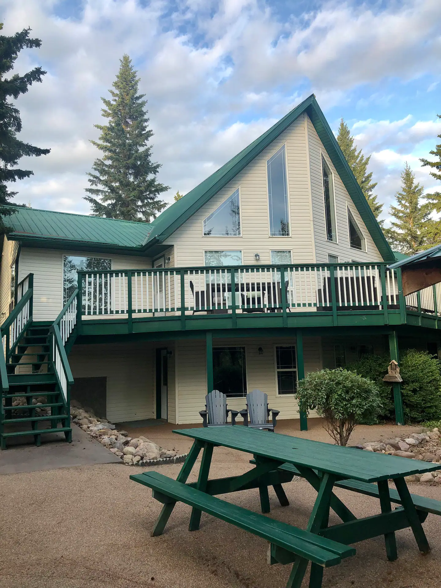 Lakefront Outdoor Oasis | Athabasca Region Tourism